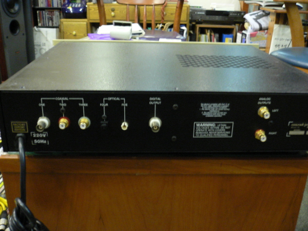 금강전자 > 금강새소식(용산) > CONRAD JOHNSON DA CONVERTERS.